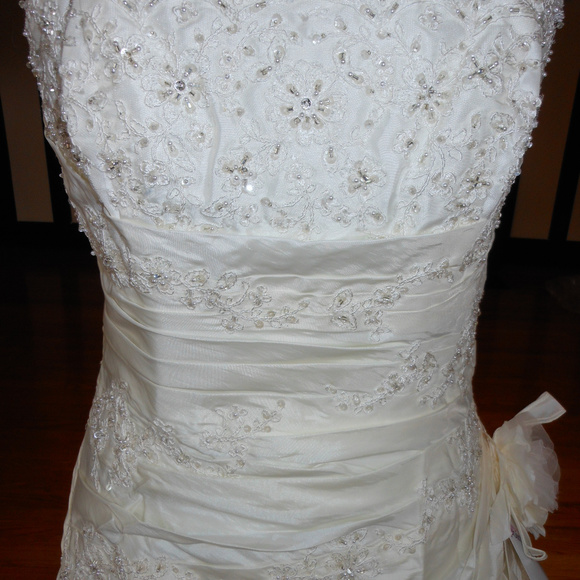Point Mariage | Dresses | Point Mariage Wedding Dress Hl94202 | Poshmark